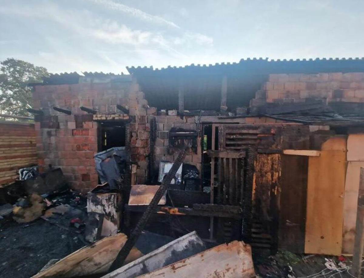 Detalji požara u Novom Sadu deda pokušao da ih spasi | Mondo