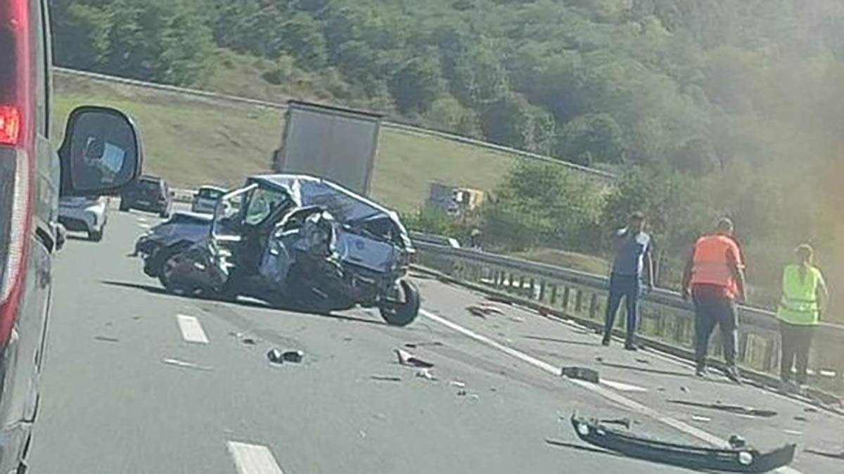 Teška nesreća na auto putu Miloš Veliki | Mondo