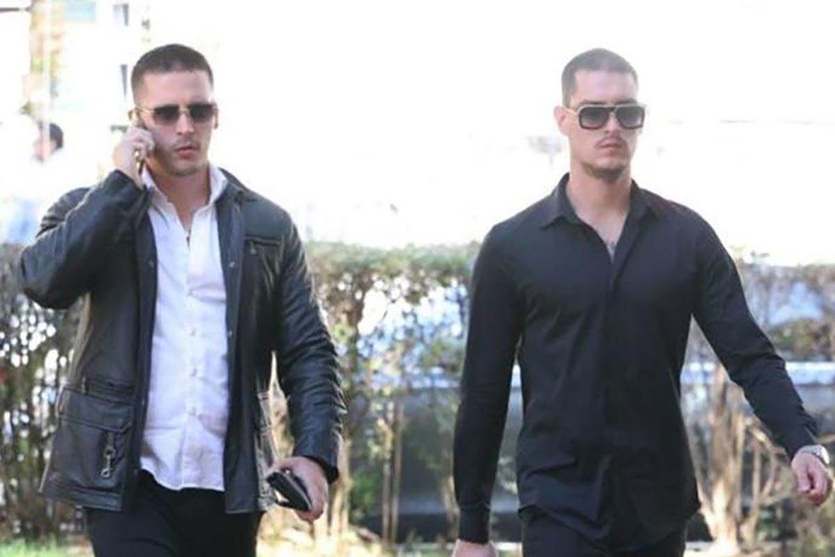 Odloženo suđenje braći Panić jer je bračni par doveo bebu | Mondo