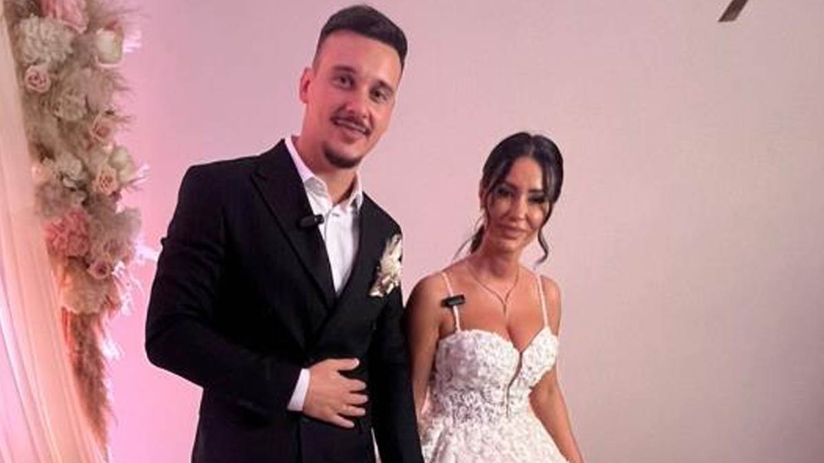 Prve slike Aleksandre Bursać sa mužem | Mondo