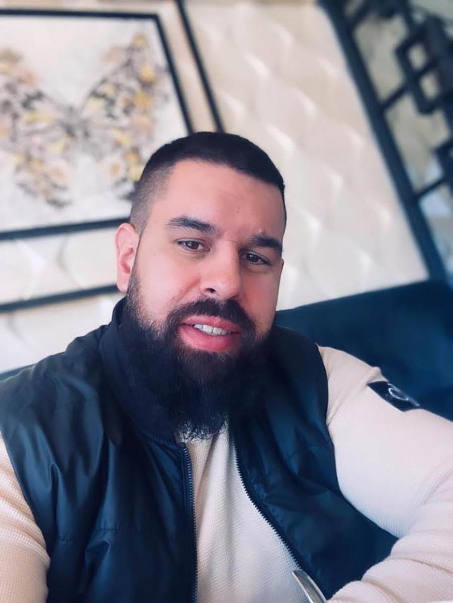 Kamiondžija Aleksandar Todorović spasao ženu i dete iz prevrnutog ...