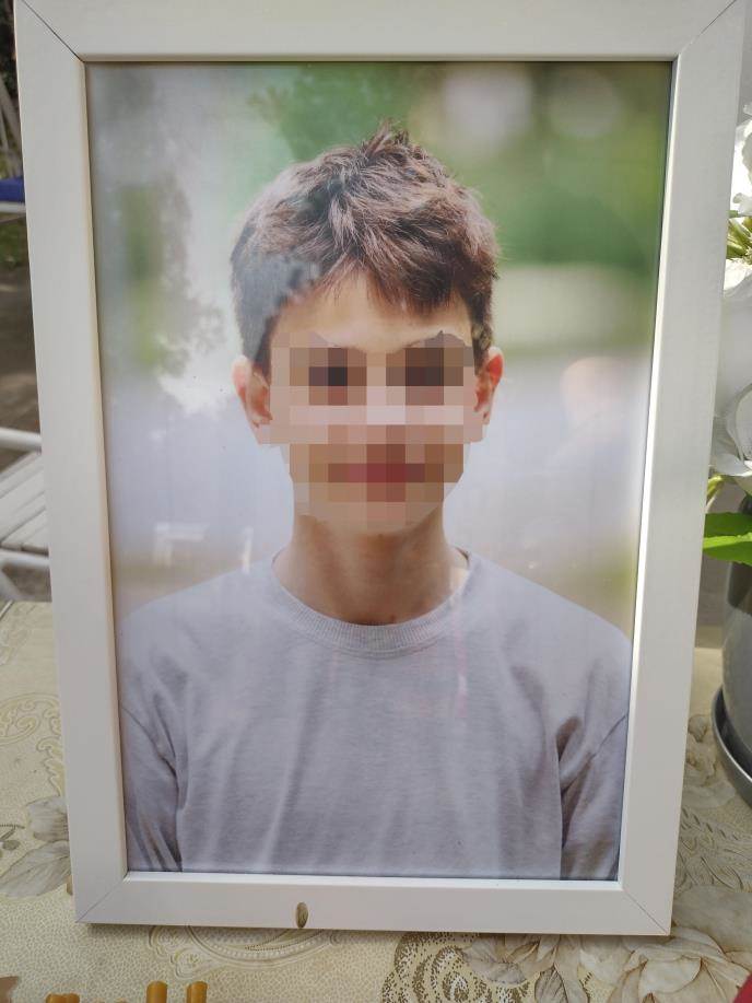 Saslušani roditelji ubijenog dečaka Adreja kog je drug izbo 37 puta ...