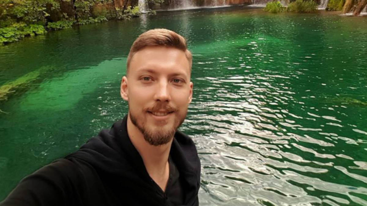 Maneken Jovan Stojanović je unuk Dragomira Bojanića Gidre | Mondo