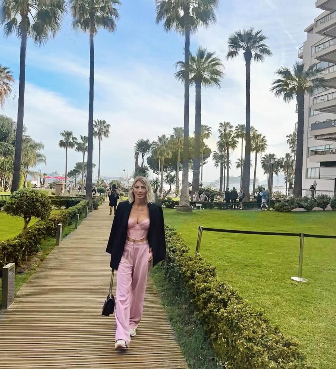 Ana Stanić novog dečka upoznala na fakultetu | Mondo