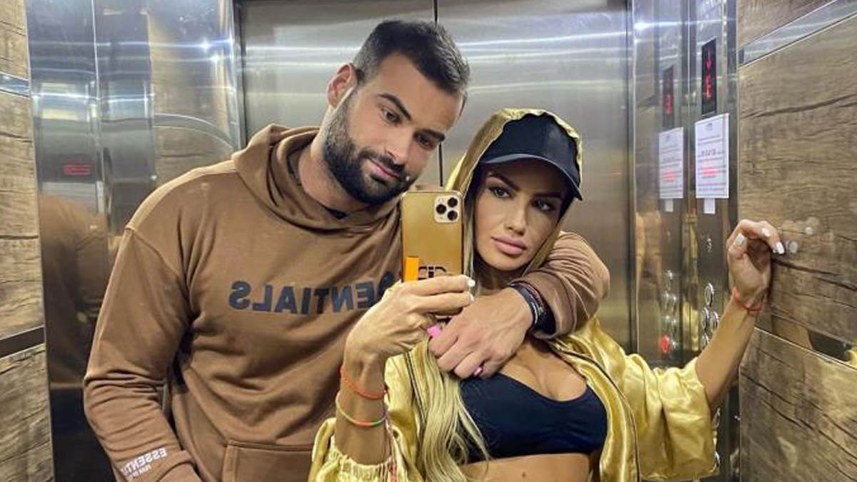 Sindi godinama ne nastupa i ne radi nigde: Njen dečko uhapšen zbog ...