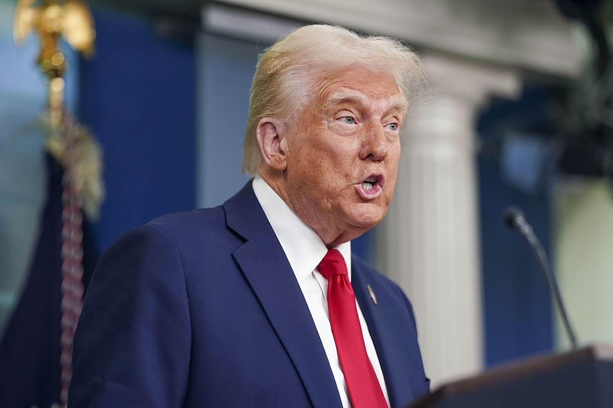 Donald Tramp naredio vojsci da napadne ISIS u Somaliji | Mondo