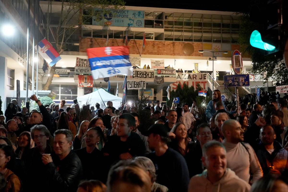 Blokada RTS peti dan | Mondo TV