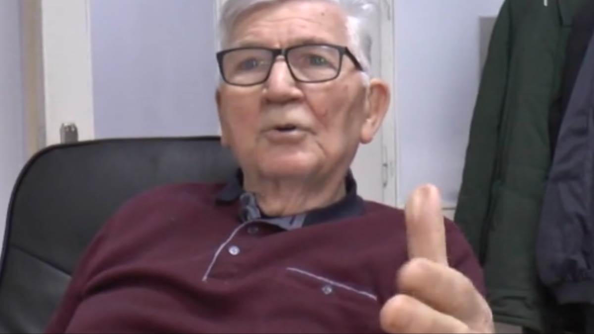 Ispovest Dragoslava koji ima 5 doktorskih diploma | Mondo