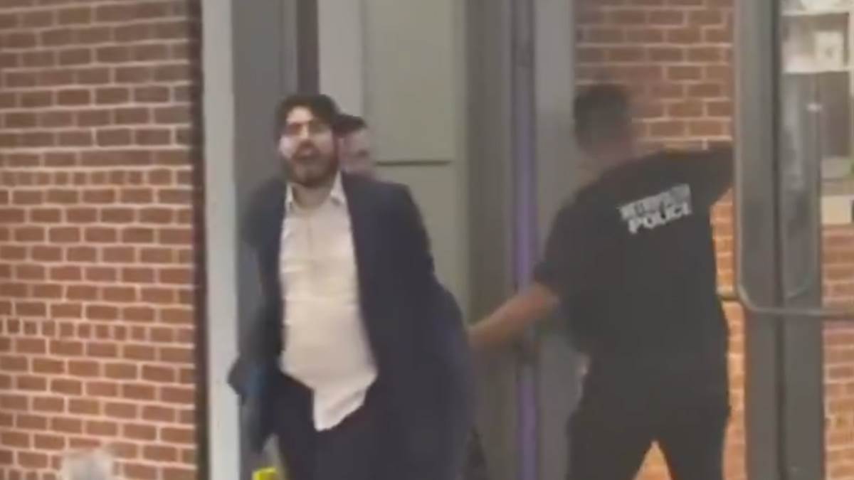 Snimak privođenja teroriste iz Vašingtona | Mondo