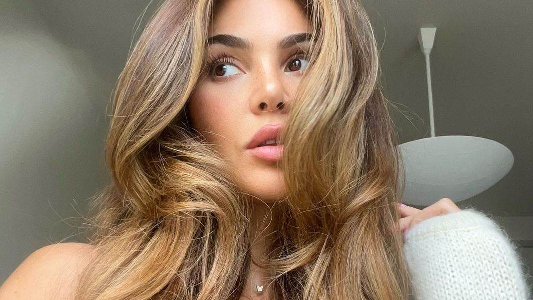 Pramenovi boje meda sa kojima se izrasli koren ne vidi | Mondo