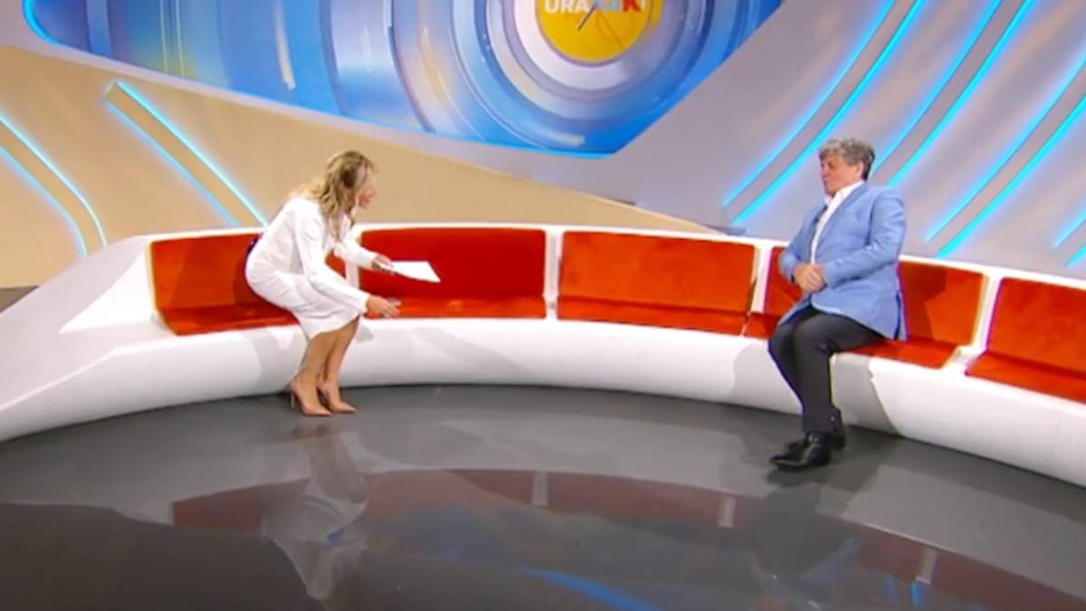 Radoš Bajić nije znao da se snima, hit scena u studiju kod Jovane ...