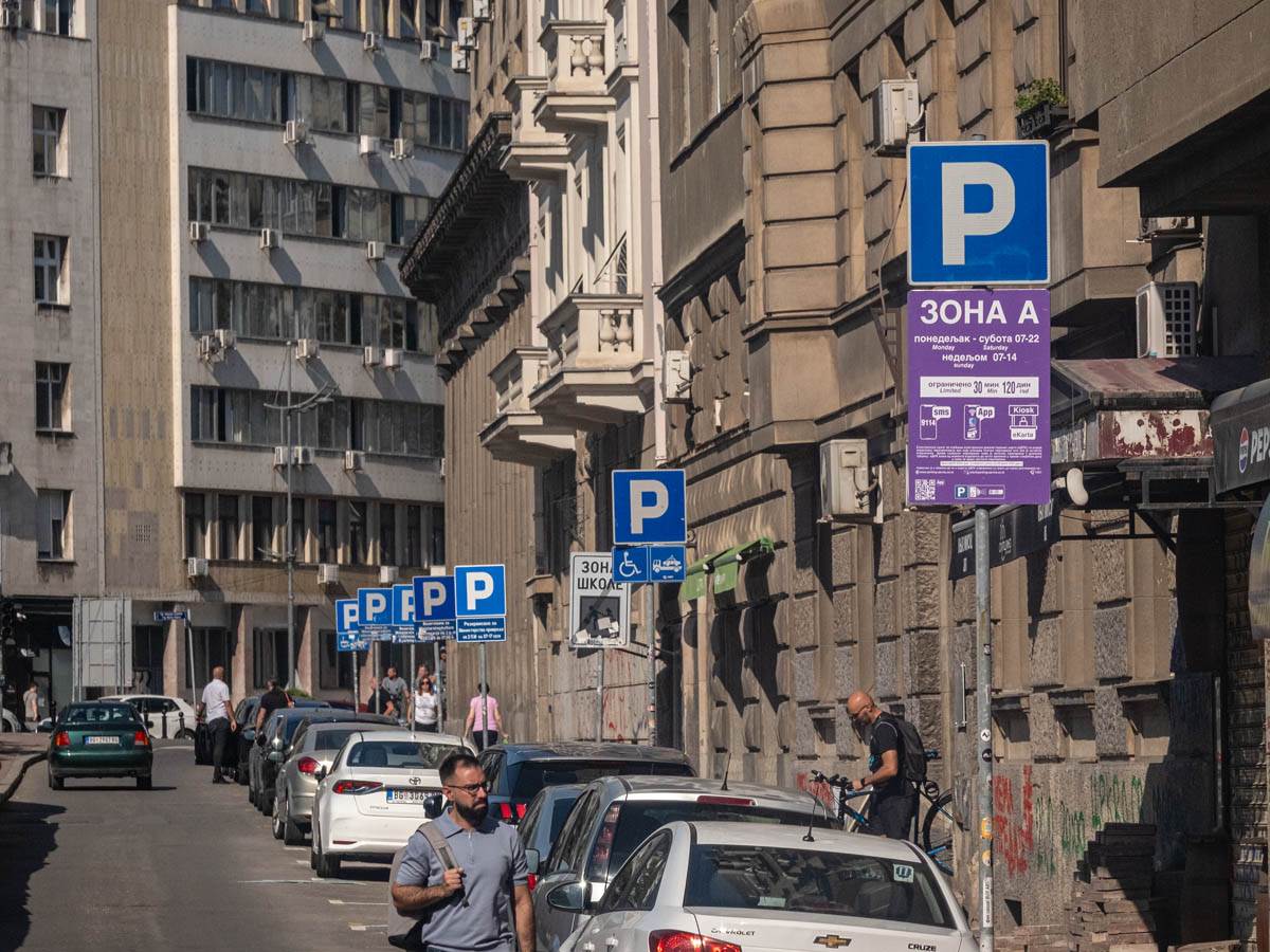Od danas nova pravila parkiranja na Starom gradu u Beogradu | Mondo TV