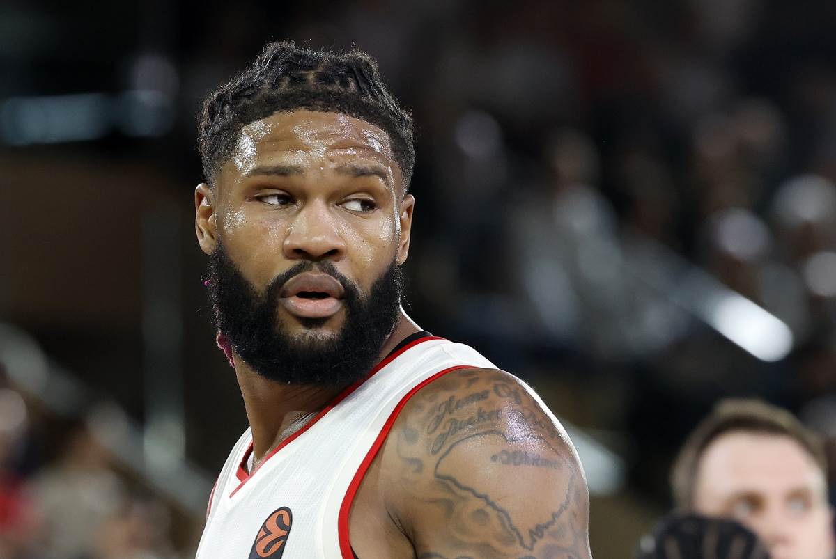 Devin Buker u Milanu | Mondo