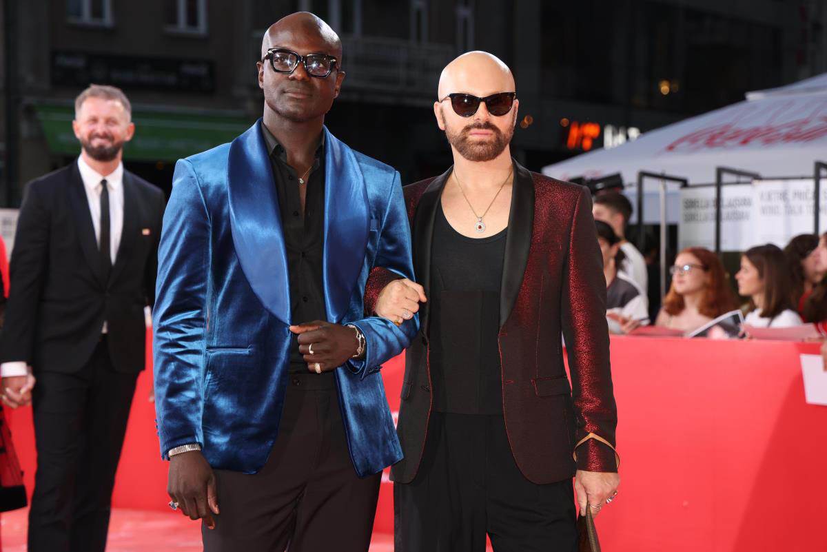 Fuad Backović Din prošetao sa mužem na crvenom tepihu u Sarajevu | Mondo