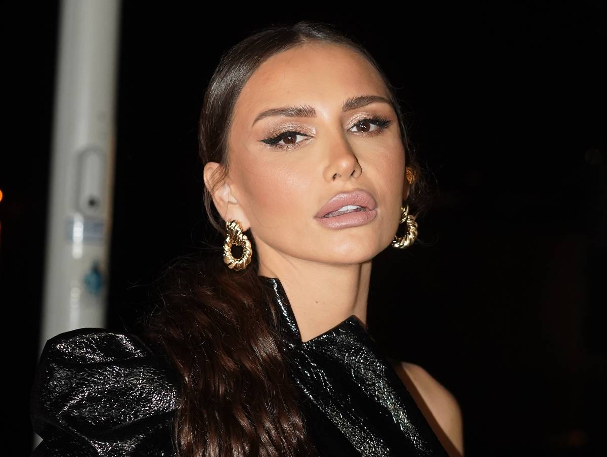 Da li biste je prepoznali? Ovako je Emina Jahović nekada izgledala, otkrila koliko estetskih ...