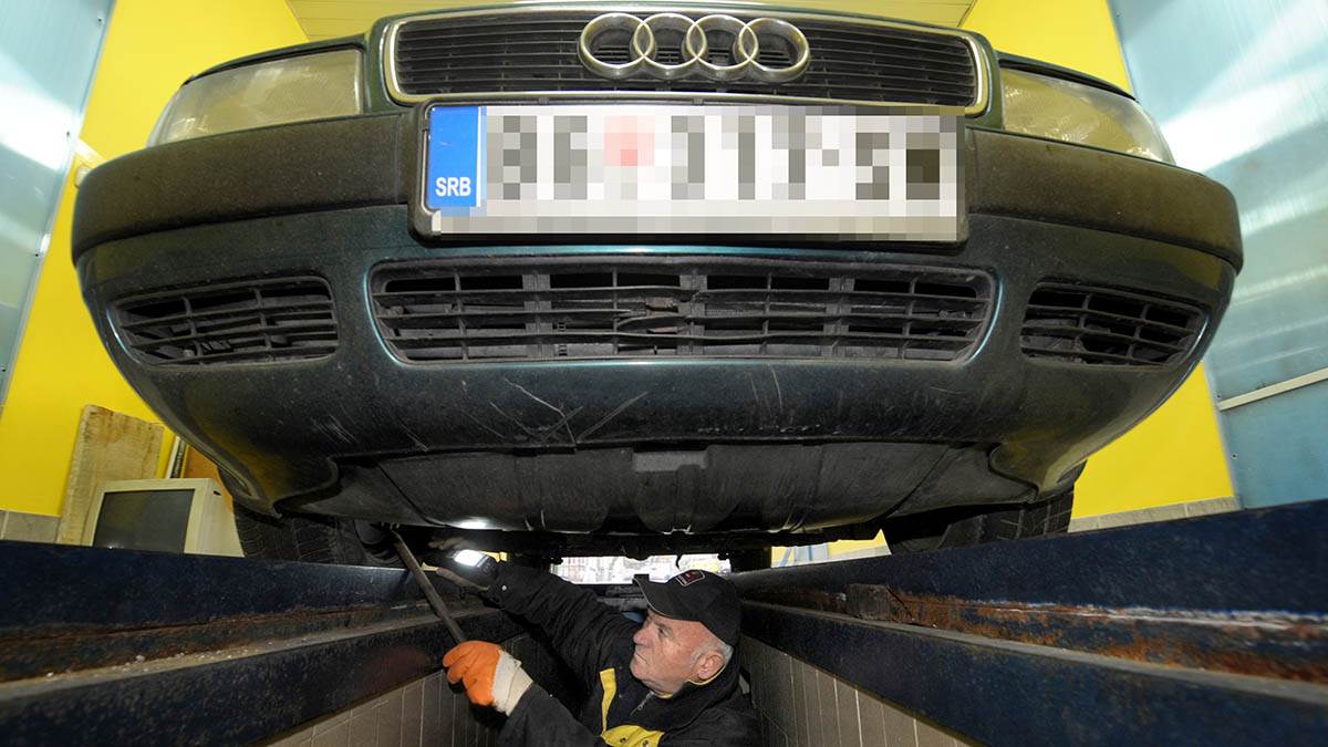 Registracija automobila u Srbiji: Koliko košta tehnički pregled i koja dokumenta su potrebna | Mondo