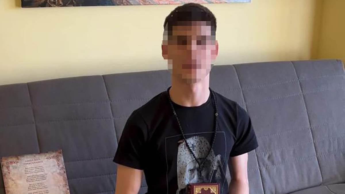 Mihajlo K. (21) se ne seća ubistva majke u Novom Sadu | Mondo