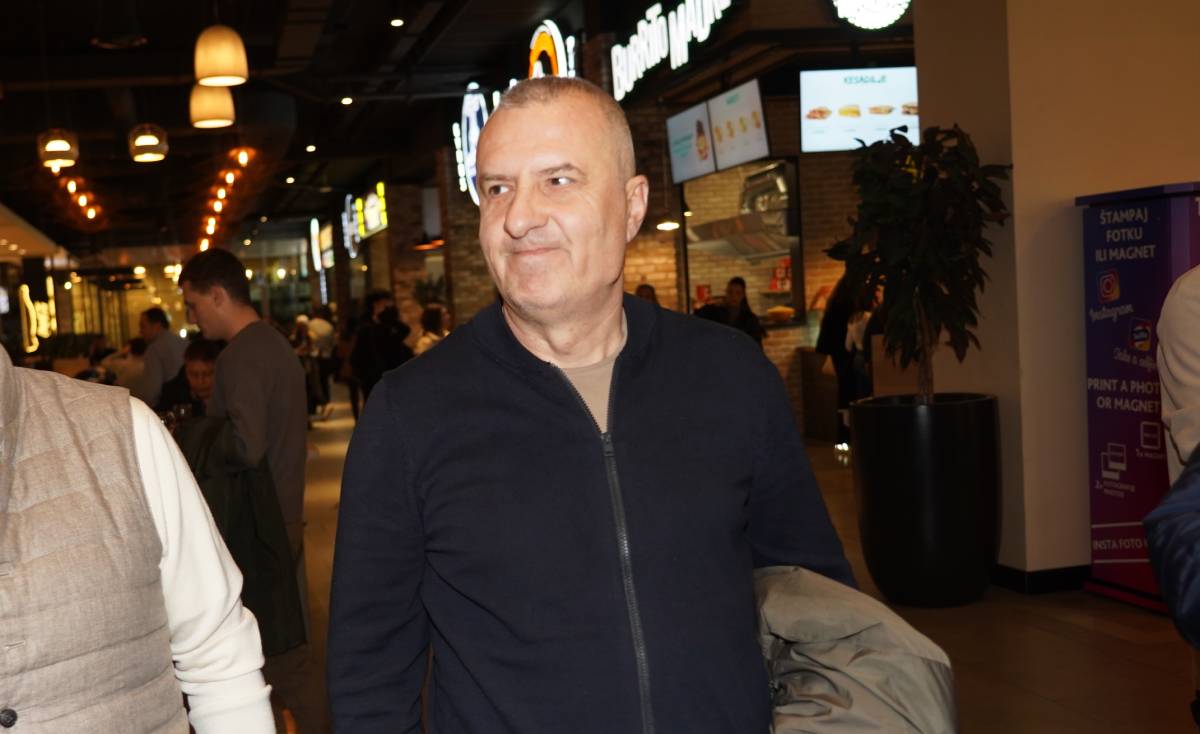 Predrag Popović Pop dobio dete sa 49 godina | Mondo