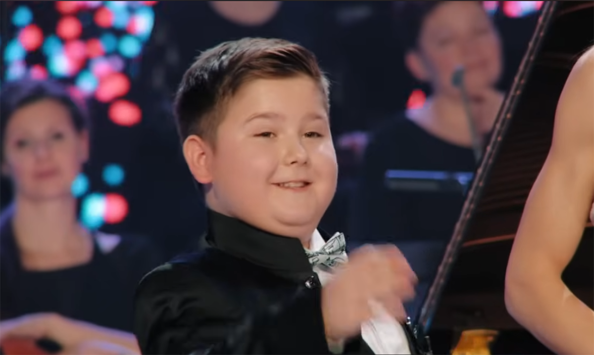Ko je David Božić čudo od dečaka i najbolji pijanista sveta | Mondo