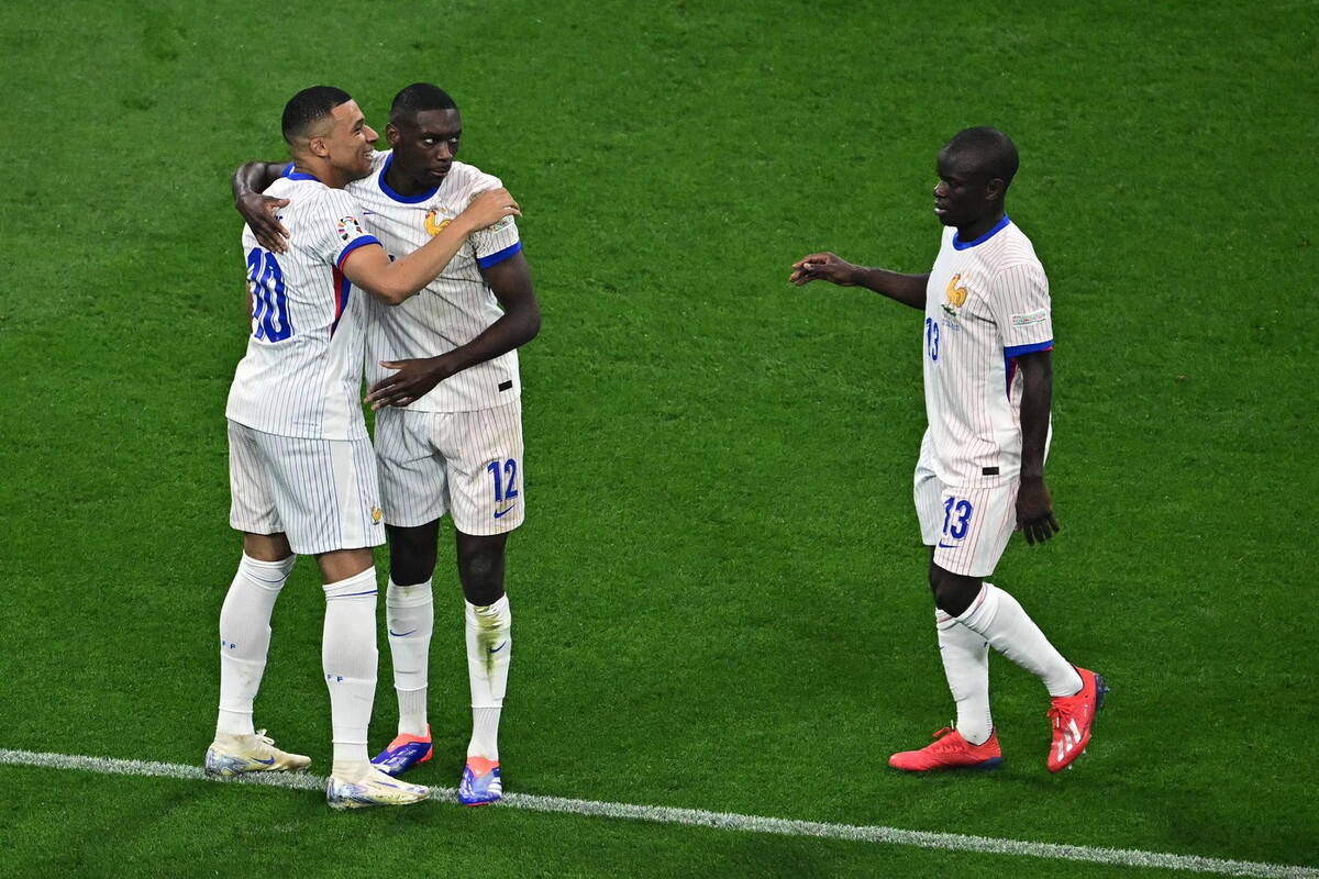 Ngolo Kante nije hteo da se rukuje sa Mbapeom | Mondo