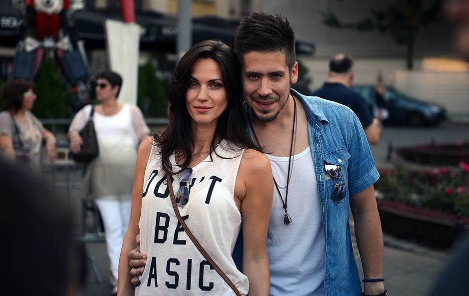 Nikola Rokvić i Bojana Barović čekaju bebu | Mondo