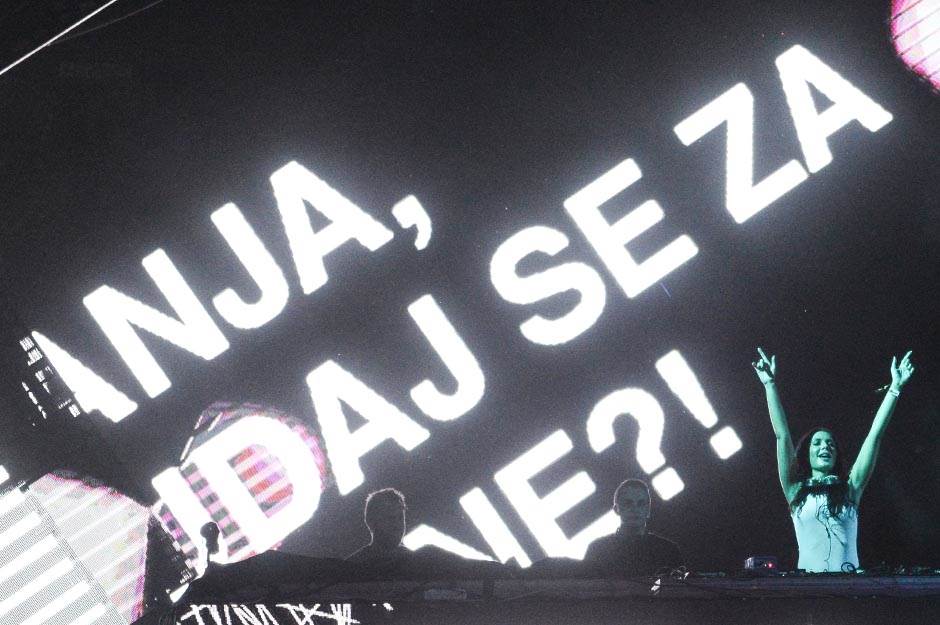 Dan zaljubljenih prosidba na televiziji | Mondo