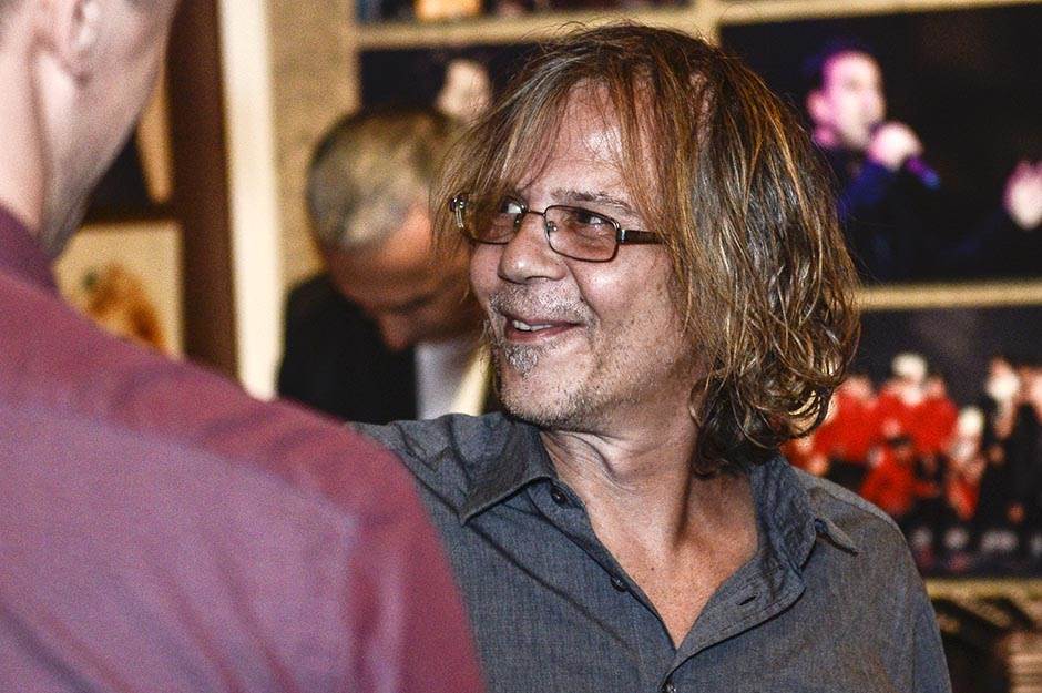 Srđan Žika Todorović bez zuba i sa zavojem na čelu | Mondo