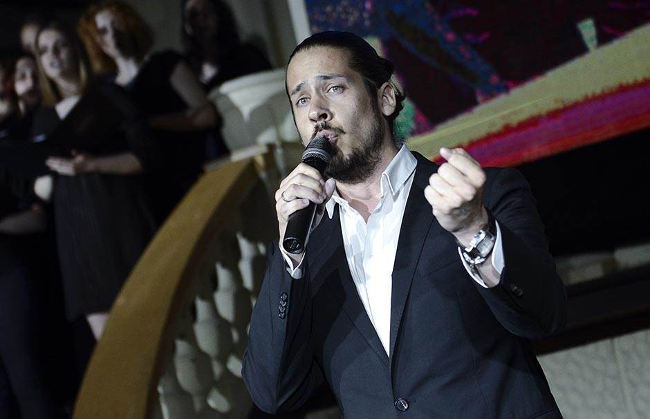 Nikola Rokvić minut ćutanja za nastradale medicinare | Mondo