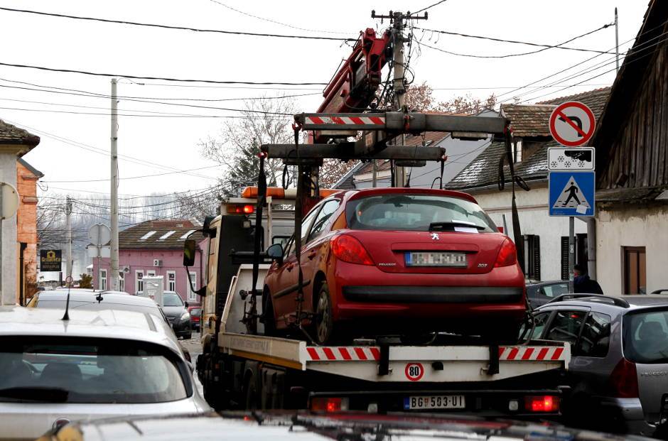 Novosađanka tužila Parking servis | Mondo