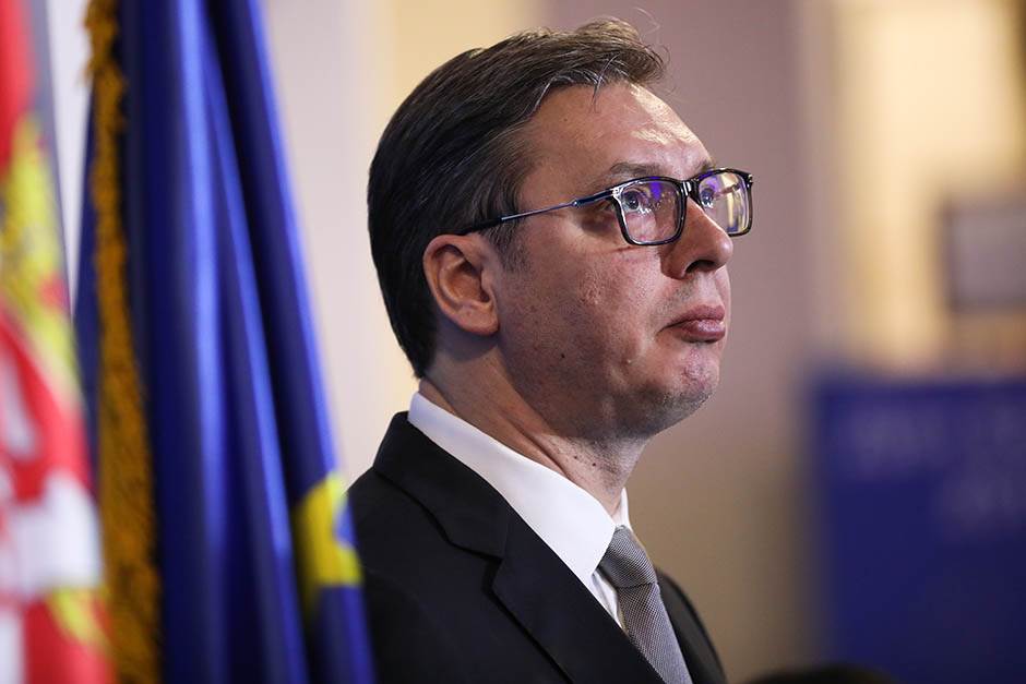 Vučić na Infektivnoj o deci i porodici | Mondo
