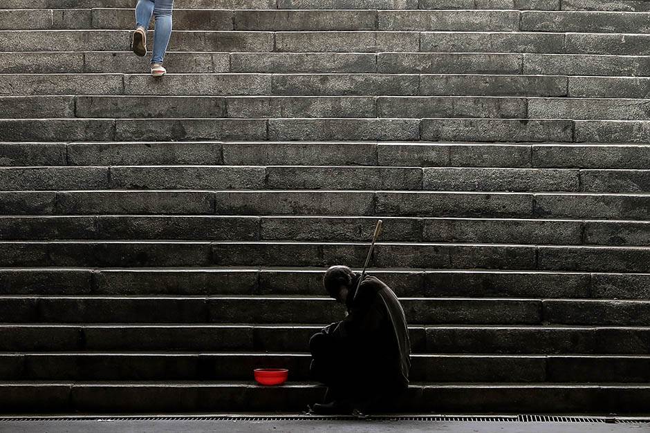 Provaljen prosjak prevarant na Sajmu | Mondo