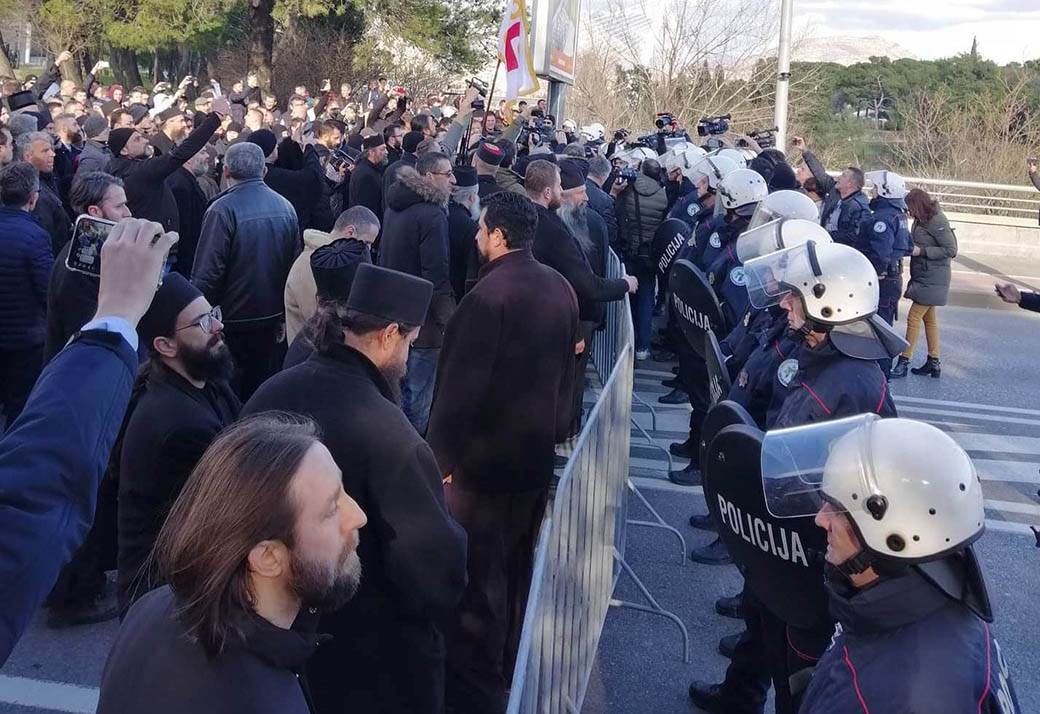 Episkop Metodije policija tvrdi da nije tukla Metodija | Mondo