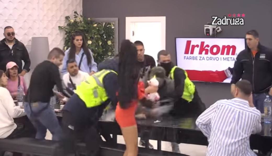 zadruga najnovije vesti maja marinkovic marko janjusevic janjus svadja polivanje vodom tuca ...