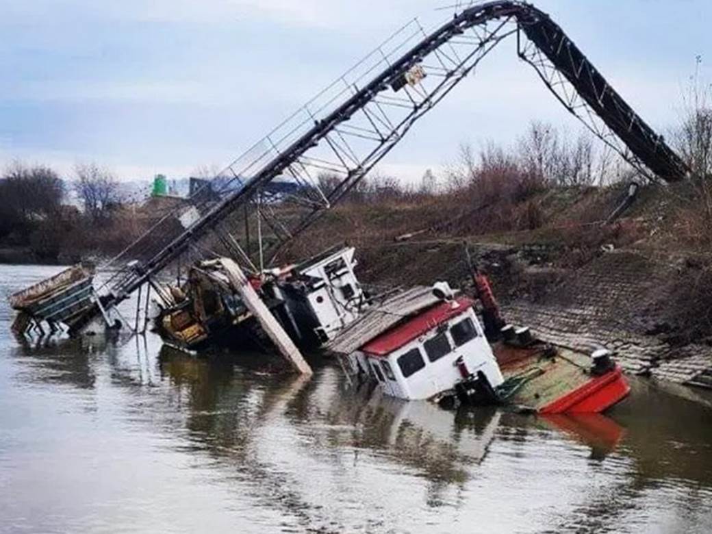 pancevacki most brod potonuce | Mondo