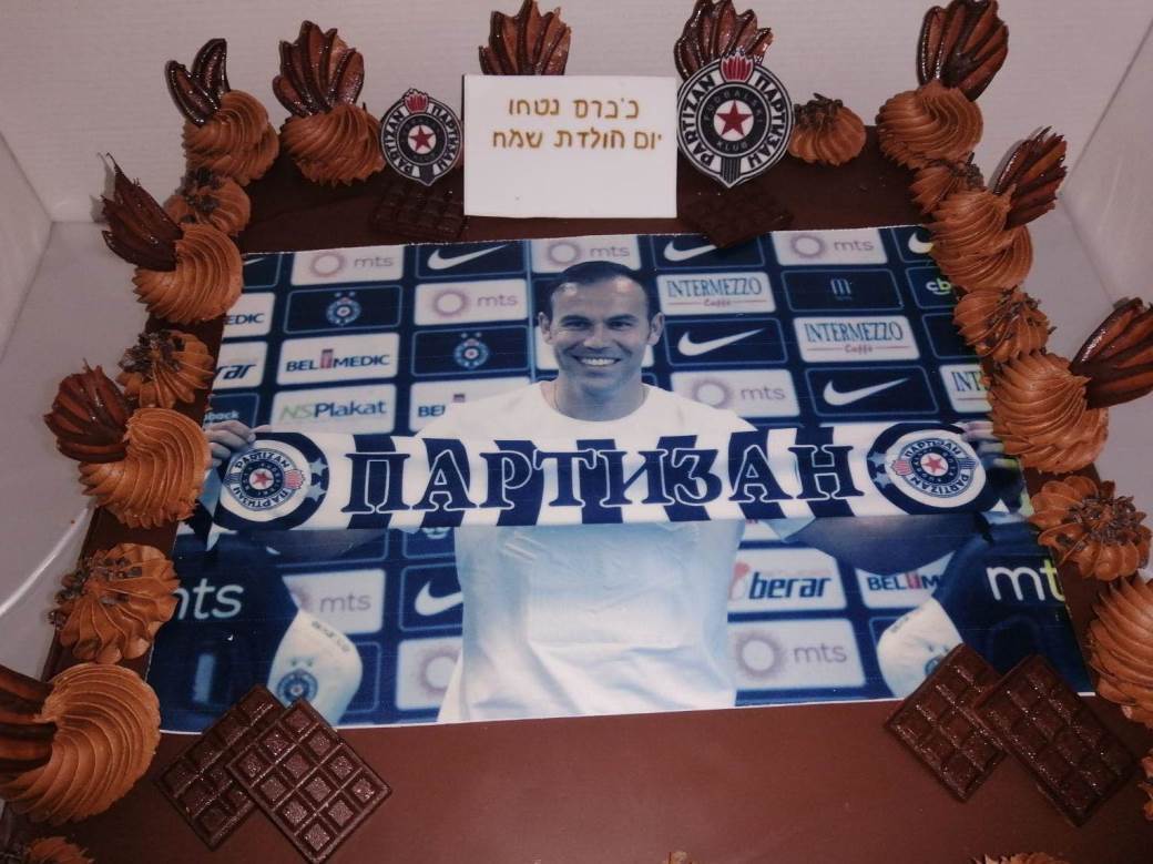 bibars natho 33 rodjendan partizan torta slavlje fudbaleri | Mondo