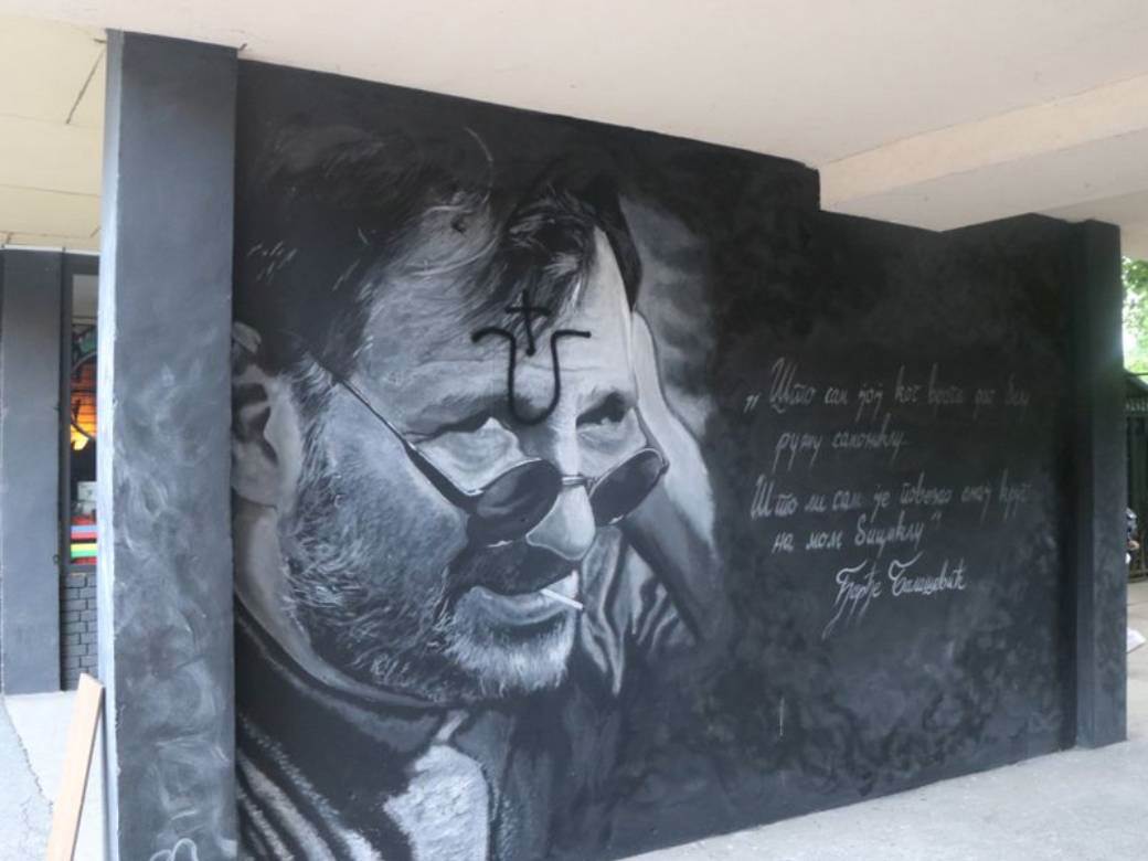 novi sad mural djordje balasevic izvrljan ustaski simboli | Mondo